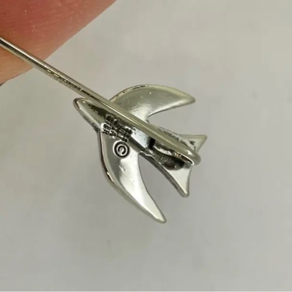 James Avery | Jewelry | James Avery Retired Sterling Descending Dove ...